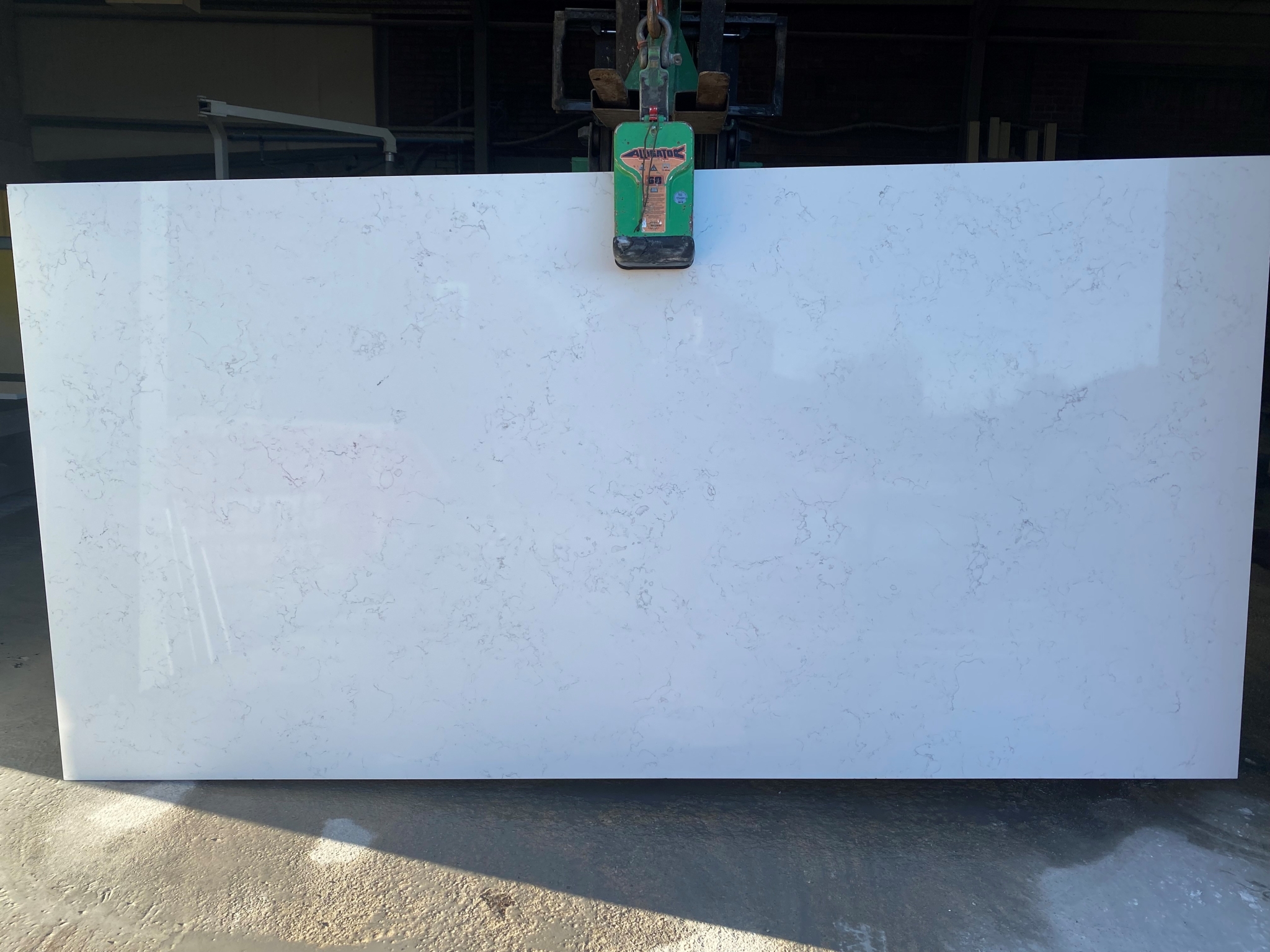 Carrara Neo Quartz - finchgranite.com